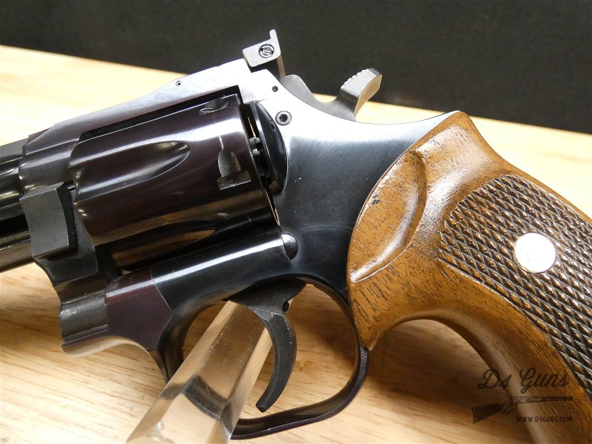 Dan Wesson Model 15 - .357 Mag - 6 IN BBL - MFG 1975 - 15-2 - Revolvers ...