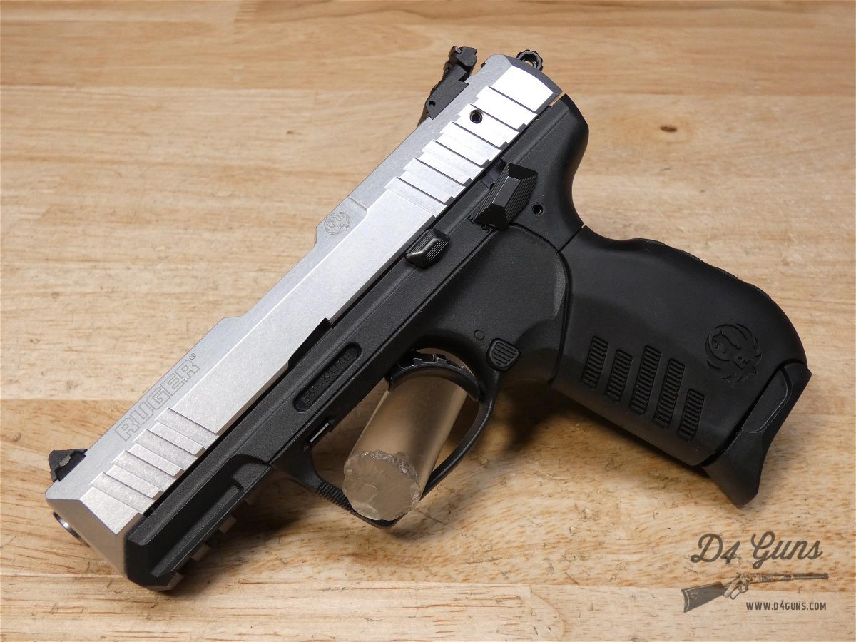 Ruger SR22 - .22 LR - w/ OG Box & More - MFG 2022 - SR22P - XLNT - Semi ...