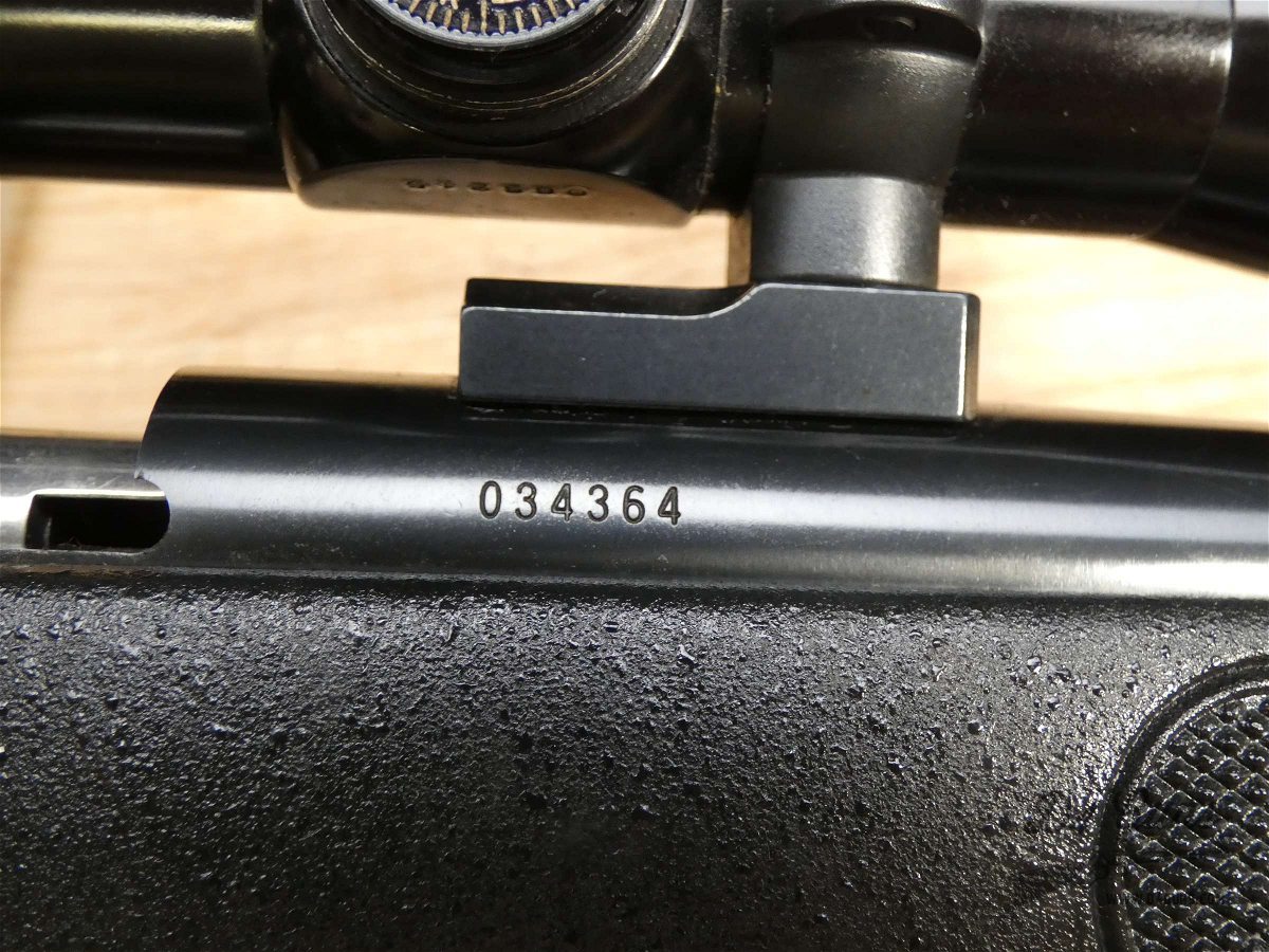 Knight D.I.S.C. - .50 Cal Black powder Rifle - 2x7 Burris Scope - Black ...