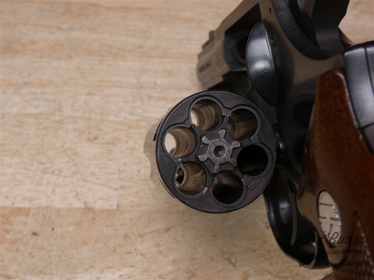 High Standard Sentinel MK II - .357 Mag - Hi Standard MKII - Dan Wesson ...