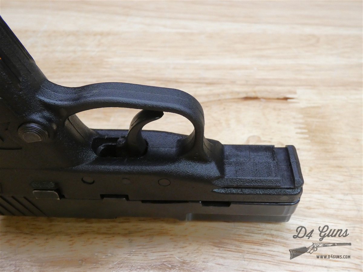 Kel-Tec PF-9 - 9mm - PF9 - Kel Tec - w/ Mag - Look! - EDC CCW - Semi ...