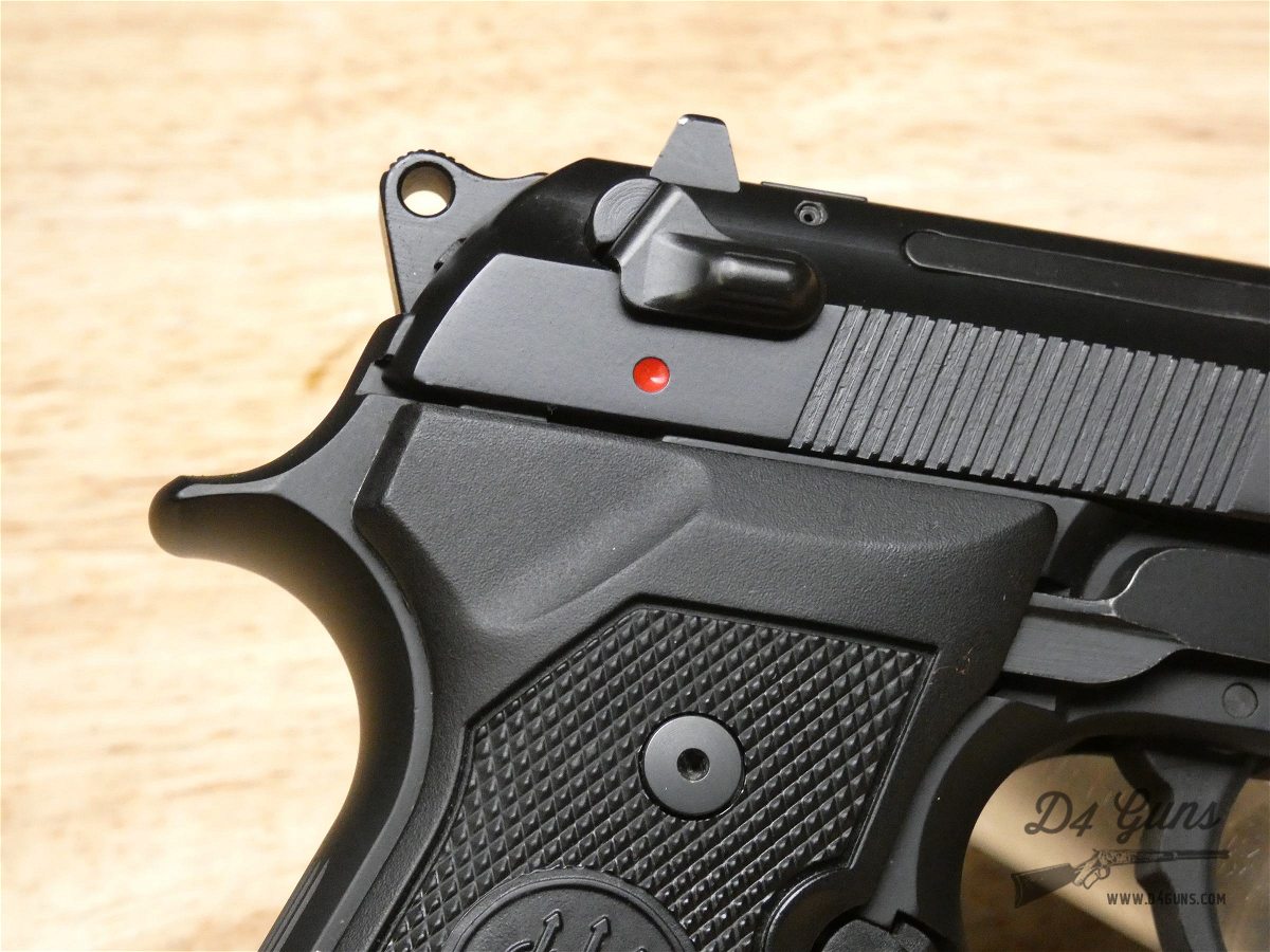 Beretta M9 Commercial - 9mm - 92 FS - 92FS - w/ Case + 5 Mags - More ...
