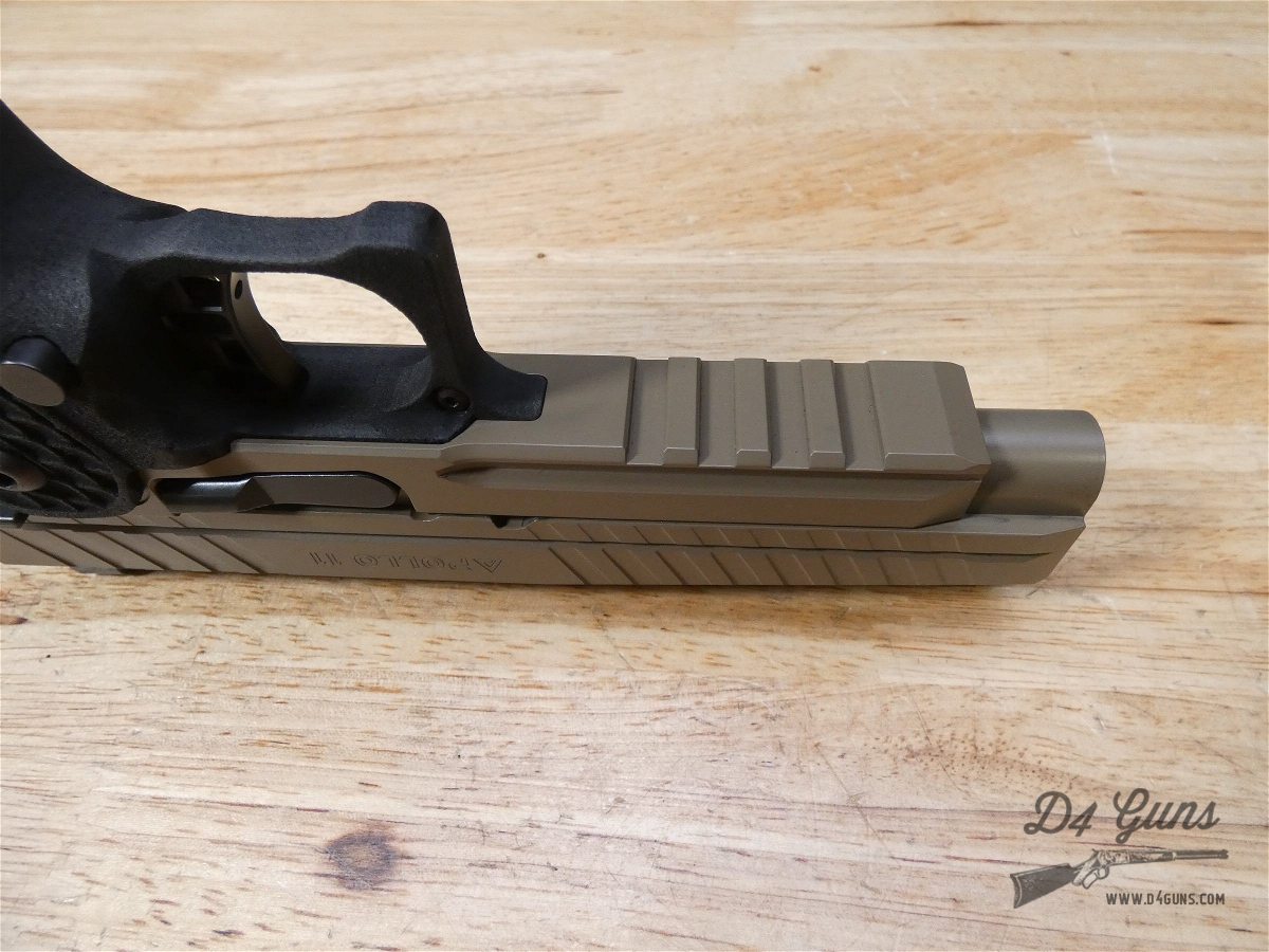 Live Free Armory Apollo 11 FDE - 9mm - W/ Extras! Two Tone - Optic ...