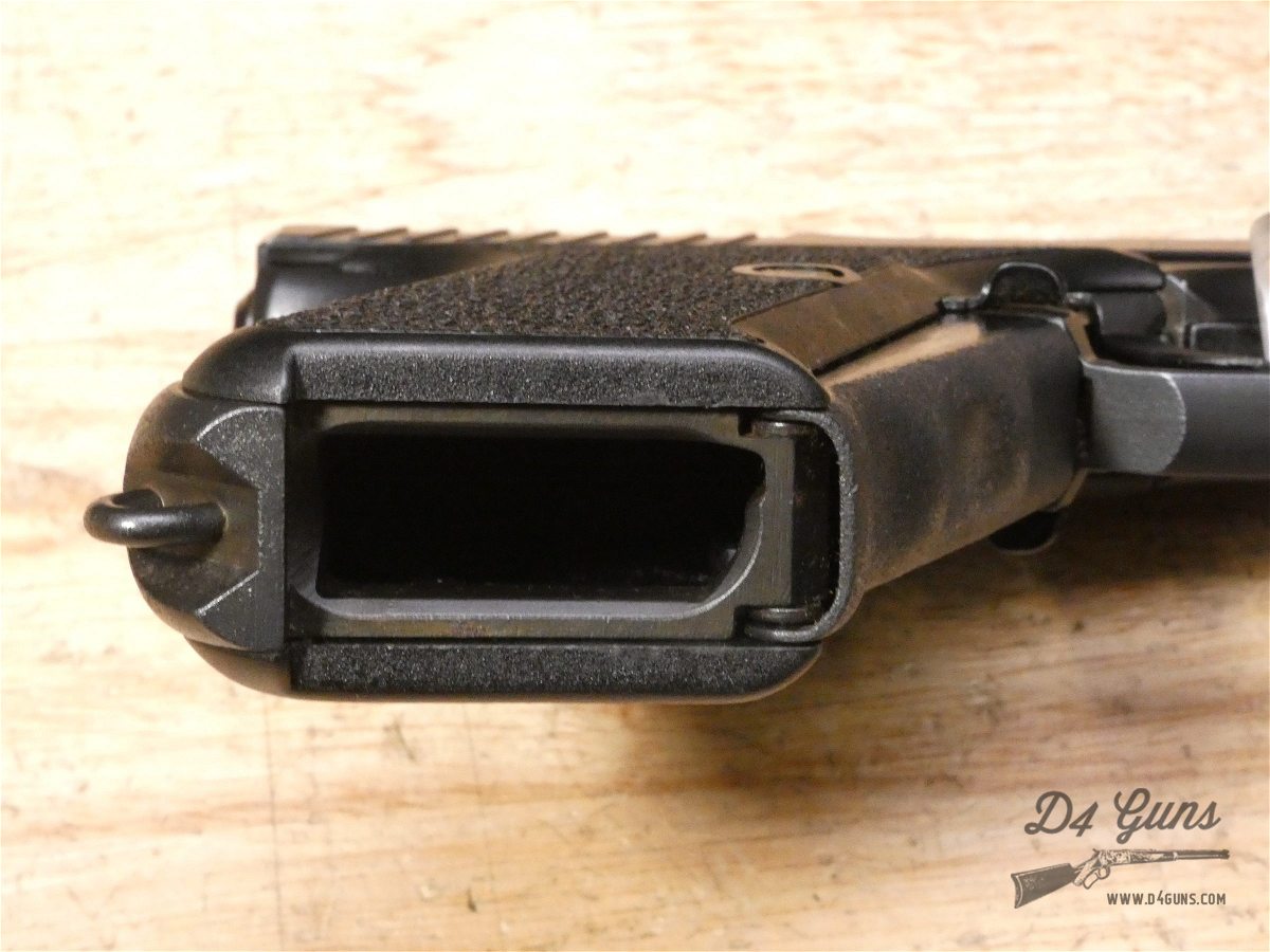 HK P7 M8 - 9mm - P7M8 - H&K - Heckler & Koch - 1986 - Chantilly - W ...