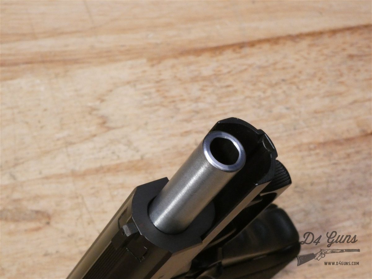 HK P7 M8 - 9mm - P7M8 - H&K - Heckler & Koch - 1986 - Chantilly - W ...