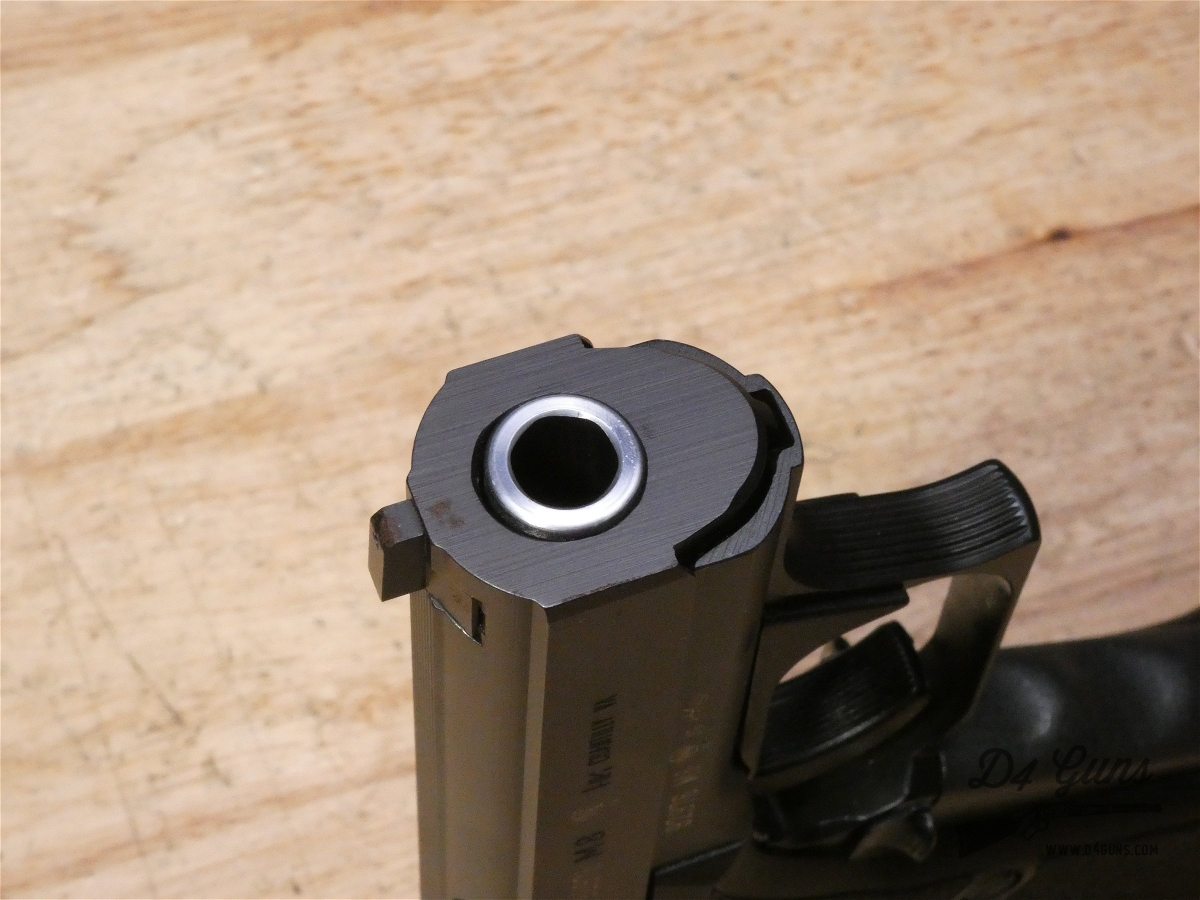 HK P7 M8 - 9mm - P7M8 - H&K - Heckler & Koch - 1986 - Chantilly - W ...