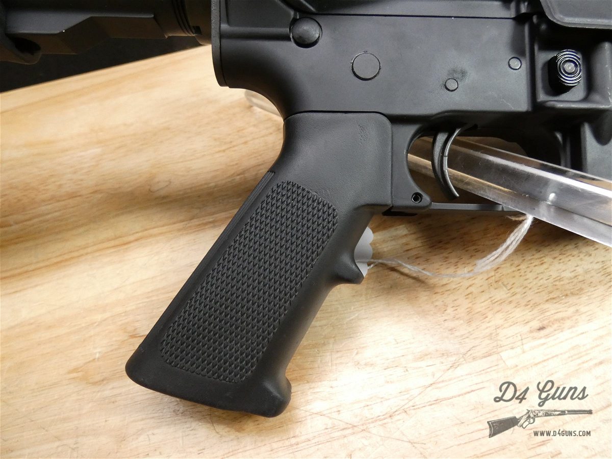 Colt Law Enforcement Carbine - 5.56 NATO - LE6920 - LE SN - w/ 2 Mags ...