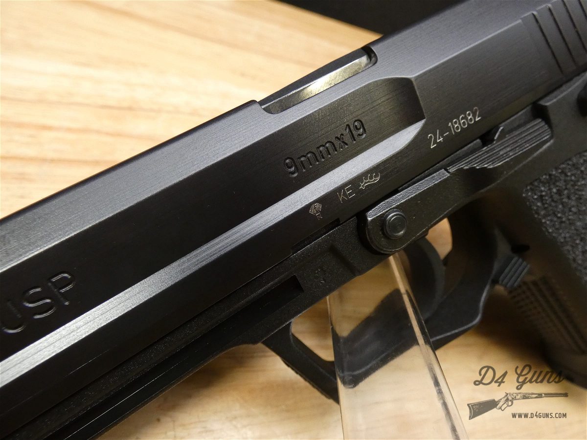 Heckler & Koch USP - 9mm - USP9 - 1994 - De-cocker - w/ Case + Mag ...