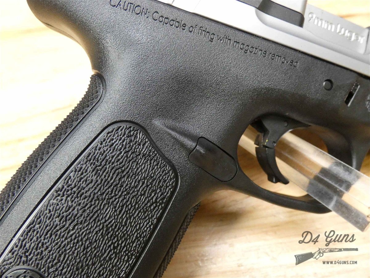 Smith & Wesson SD9VE - 9mm - OG Box + 2 Mags - S&W SD9 VE - Semi Auto ...