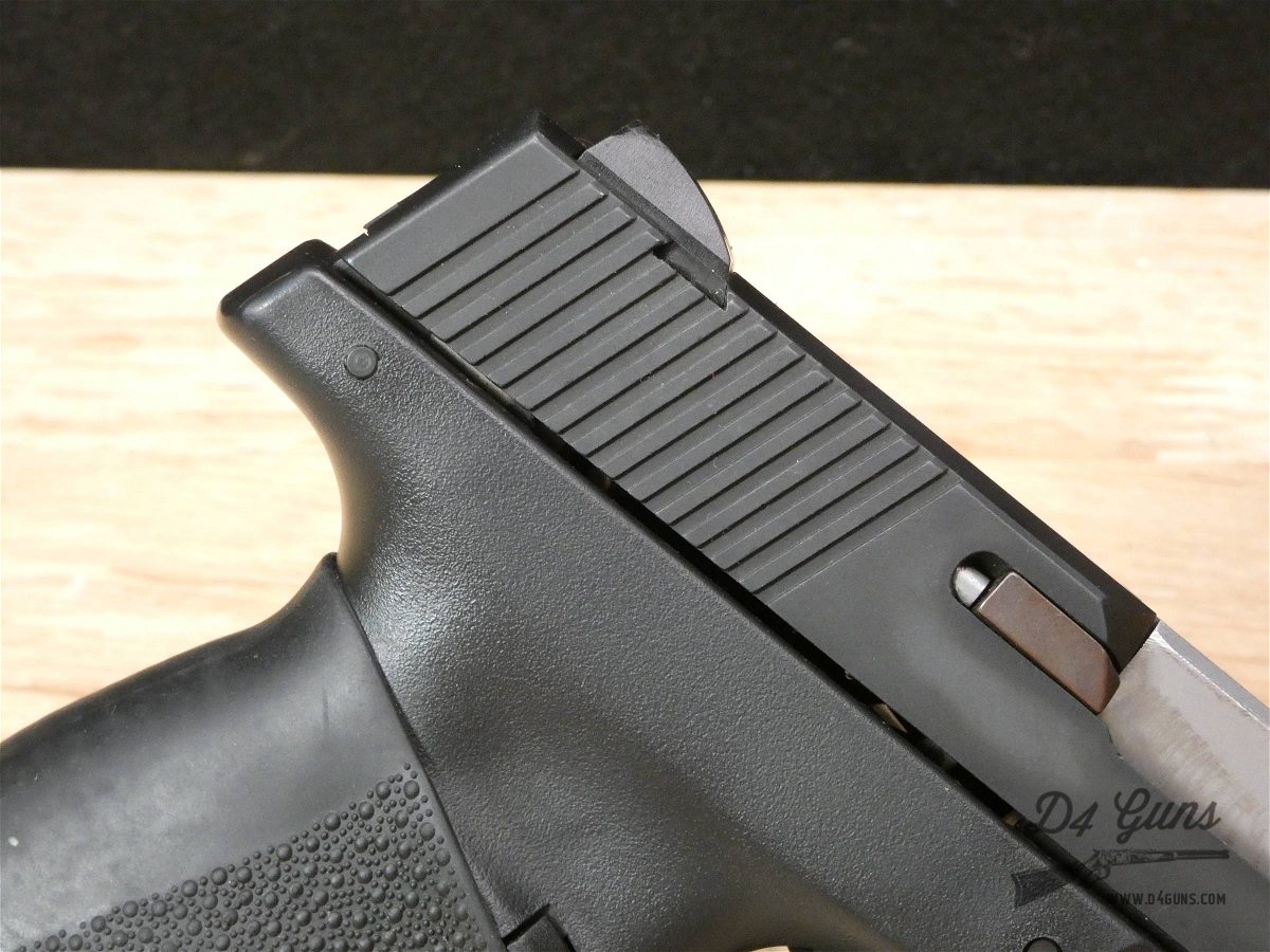 Smith & Wesson SW40C - .40 S&W - Sigma - S&W - CCW - SW-40C - w/ 2 Mags ...