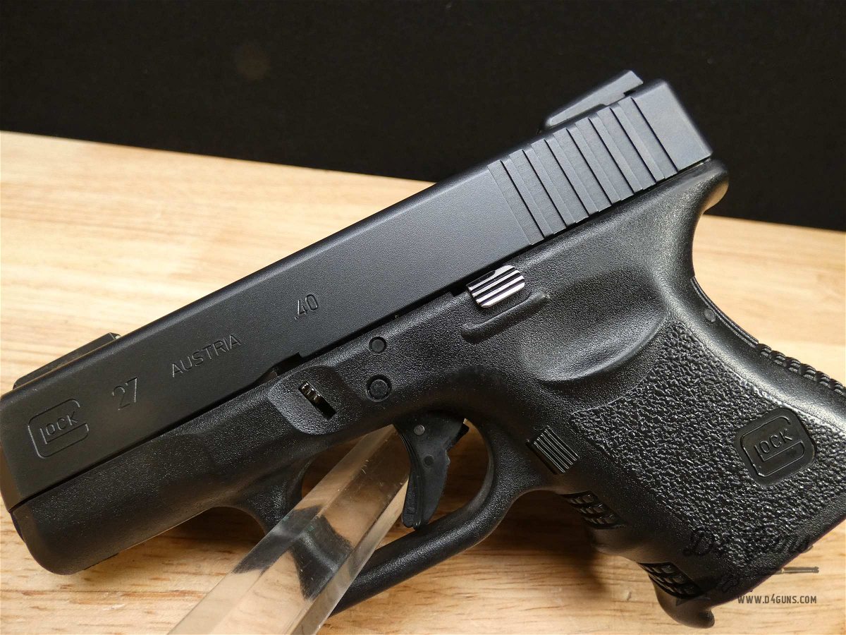 Glock 27 - .40 S&W - Compact G27 - w/ Mag - CCW - LOOK! - Semi Auto ...