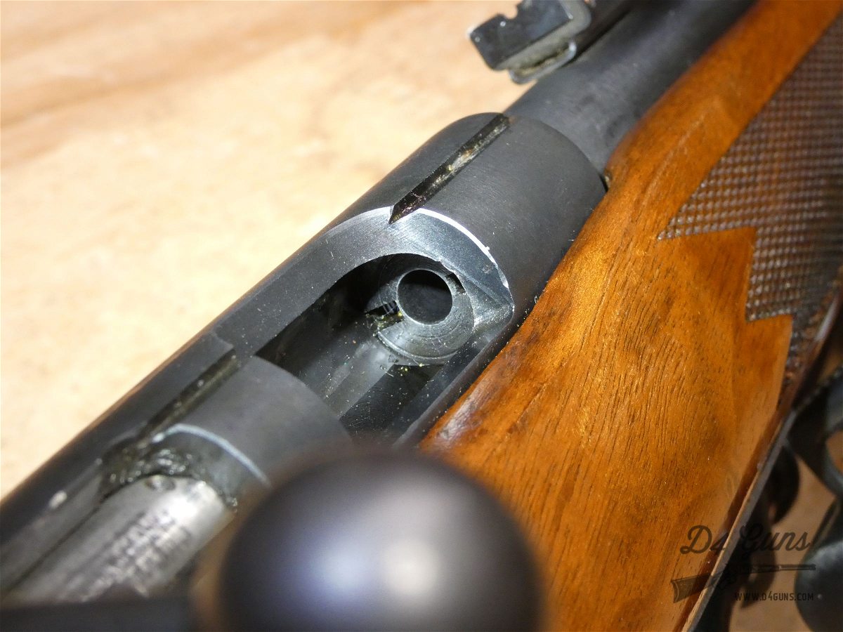 Mossberg 640KC Chuckster - .22 Mag WMR - 640 KC - Varmint - Bipod ...