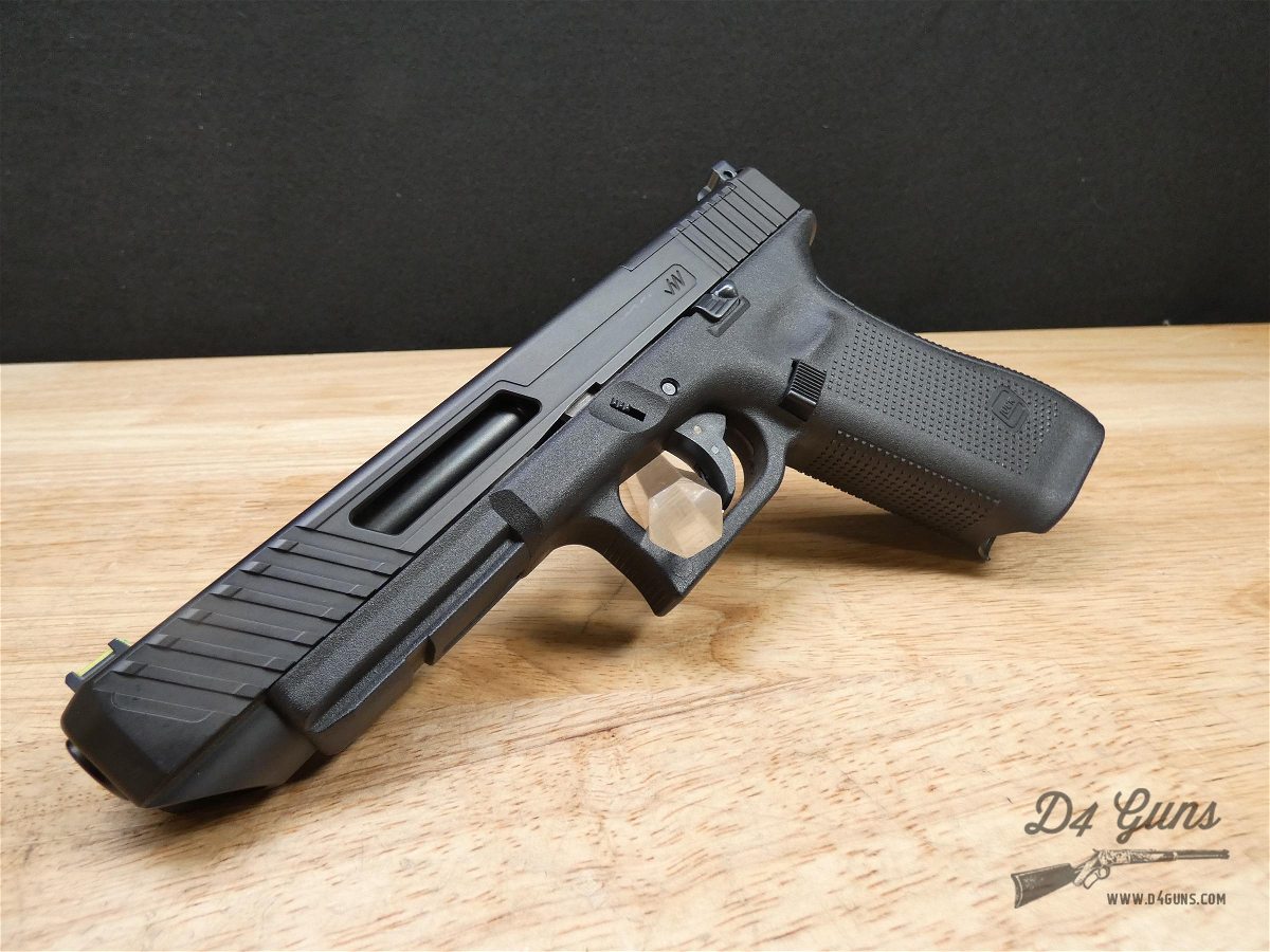 Glock 34 Gen 5 MOS - 9mm - w/ Mags + Case - G34 - MOS - JagerWerks Slide! - Semi Auto Pistols at ...
