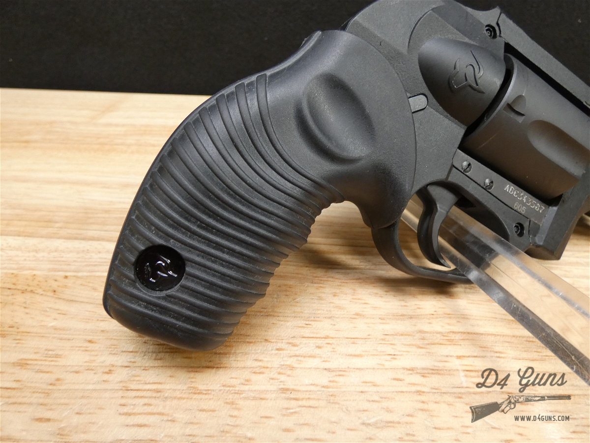 Taurus 605 Protector Poly - .357 Mag - M605 - OG Box + More - Revolvers ...