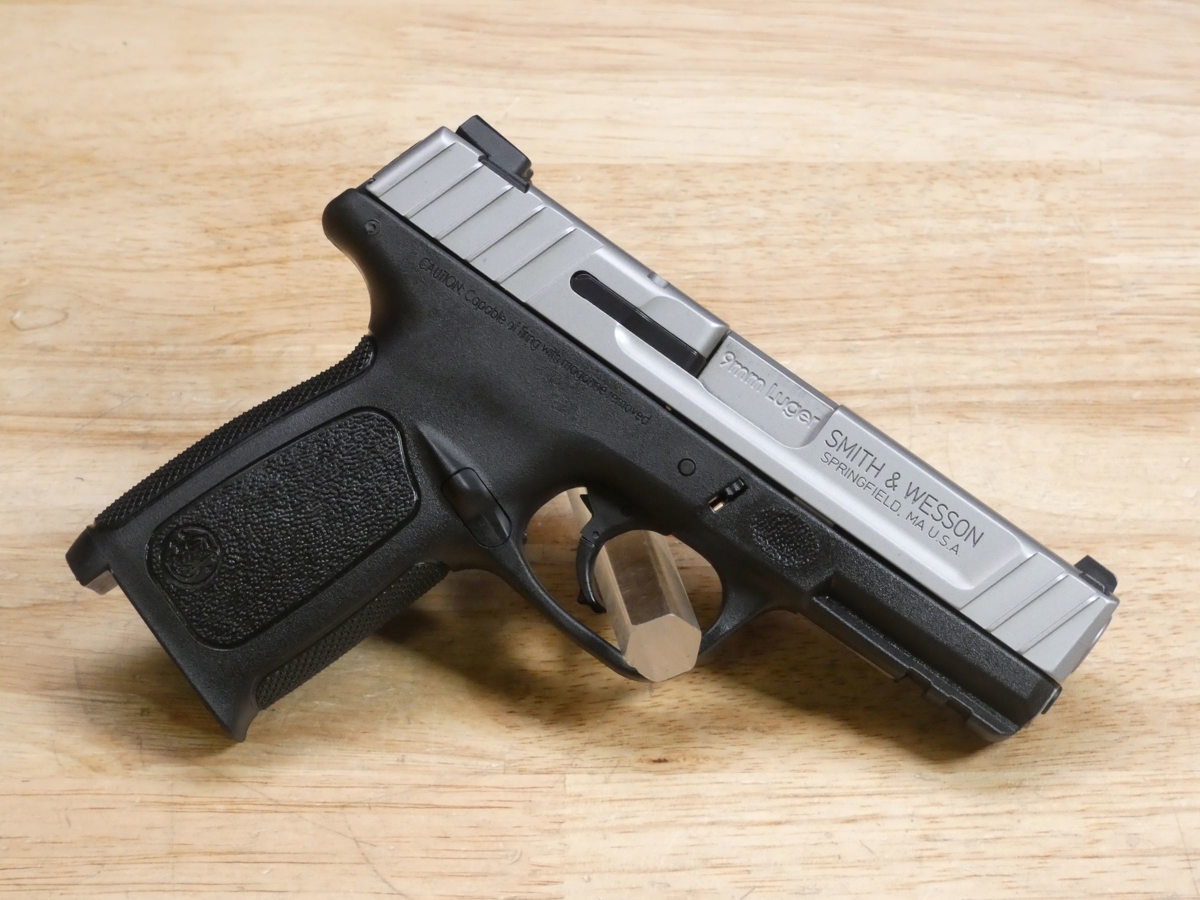 Smith & Wesson SD9VE - 9mm - w/ Mag - S&W SD9 VE - Two Tone! - Semi ...
