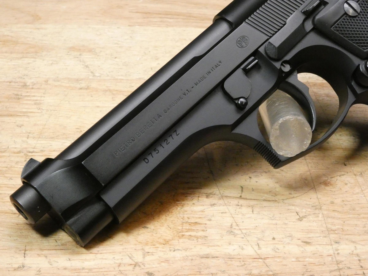 Beretta 92F - 9mm - 92 F - MFG 1989 - w/ OG Case & More - M9 - XLNT ...