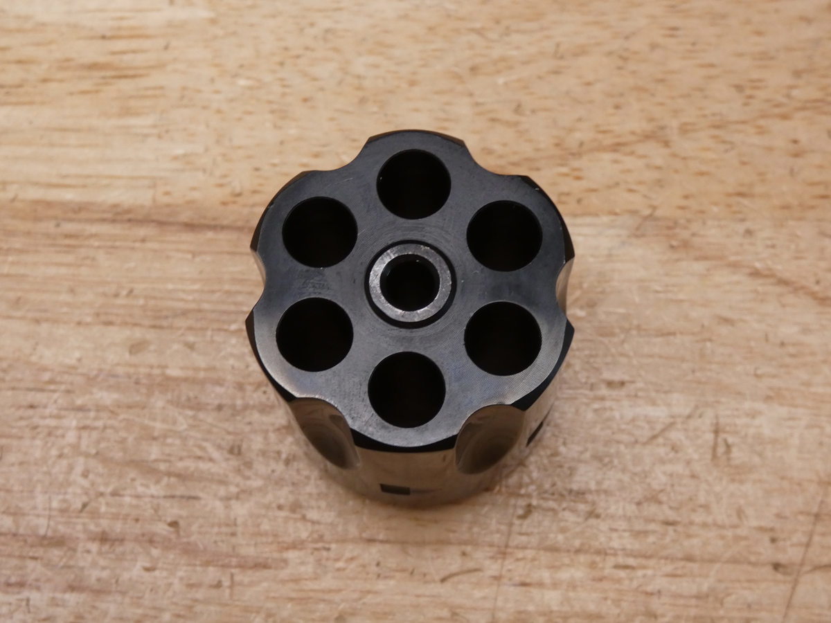 Taylors & Co. Uberti 1875 Outlaw - .357 Mag - XLNT w/ OG Box & More ...