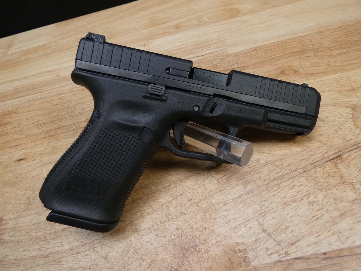 Glock 44 - .22 LR - USA - Training Pistol - w/ OG Case & 2 Mags! G44 - Semi Auto Pistols at ...