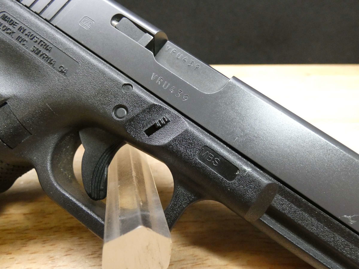 Glock 19 Gen 4 - 9mm - G19 - w/ Case & 3 Mags - CCW - 19 - Semi Auto ...