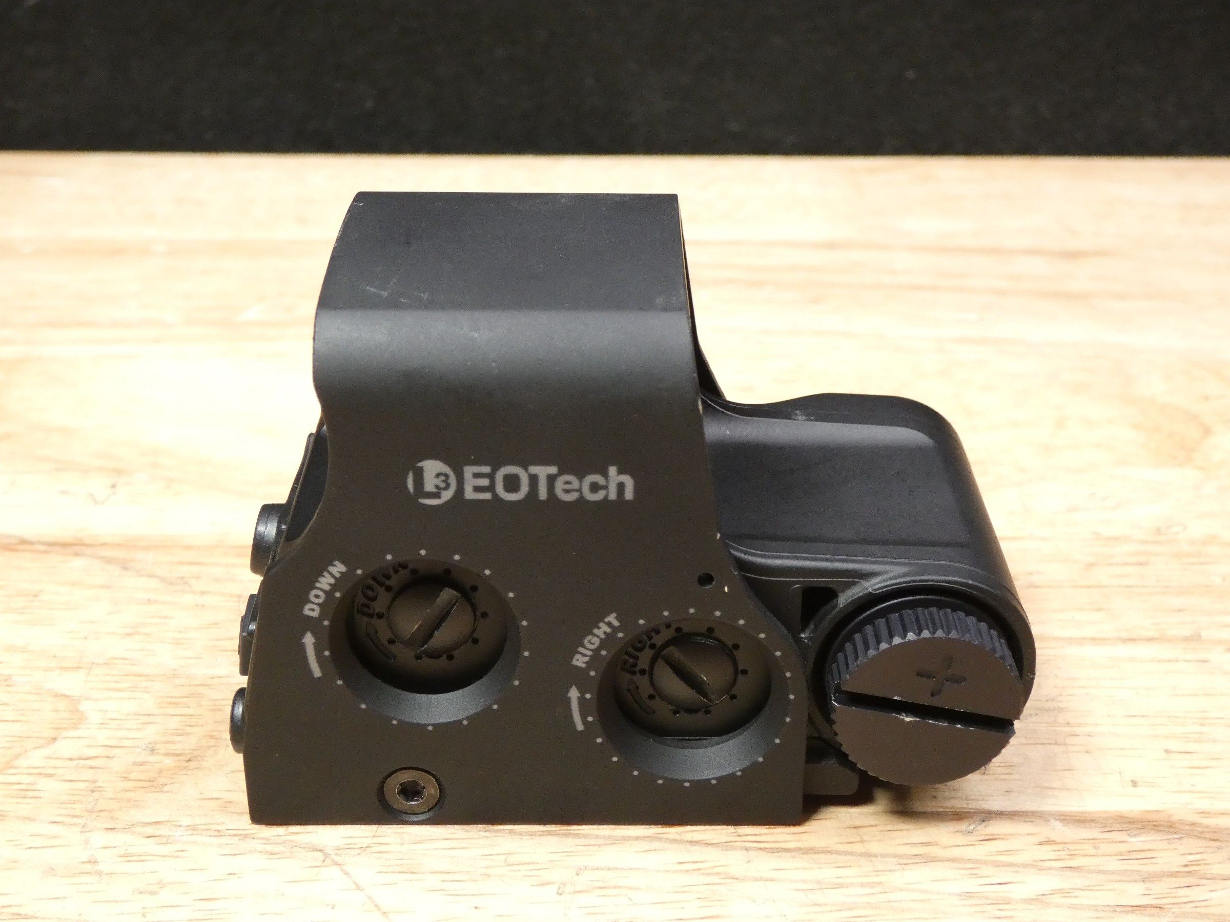 EOTECH XPS2-1 Holographic Weapon Sight - O - Gun Sights at GunBroker ...