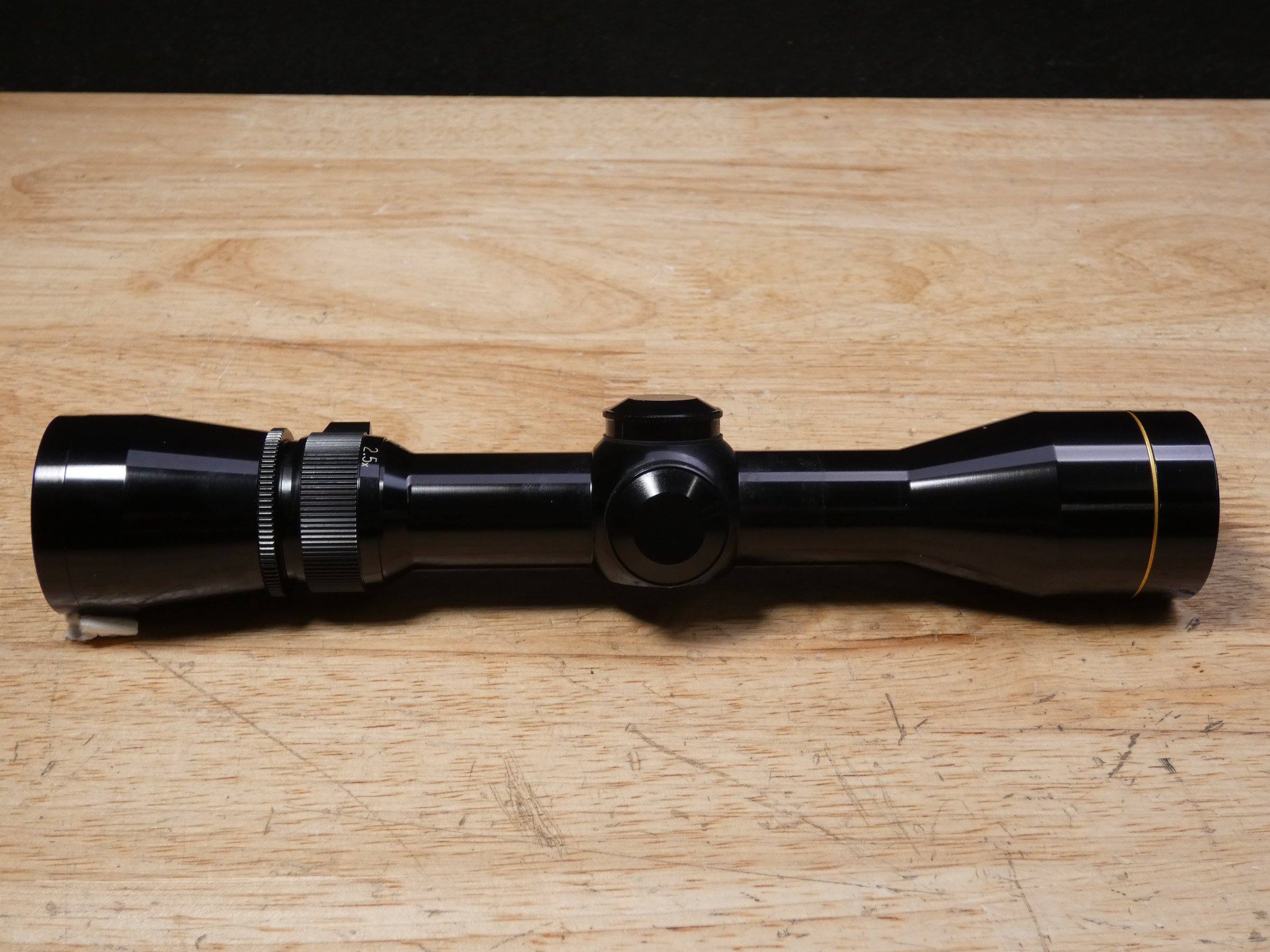 Leupold Vari-X 2.5-8X EER - Pistol Scope - O - Gun Scopes at GunBroker ...