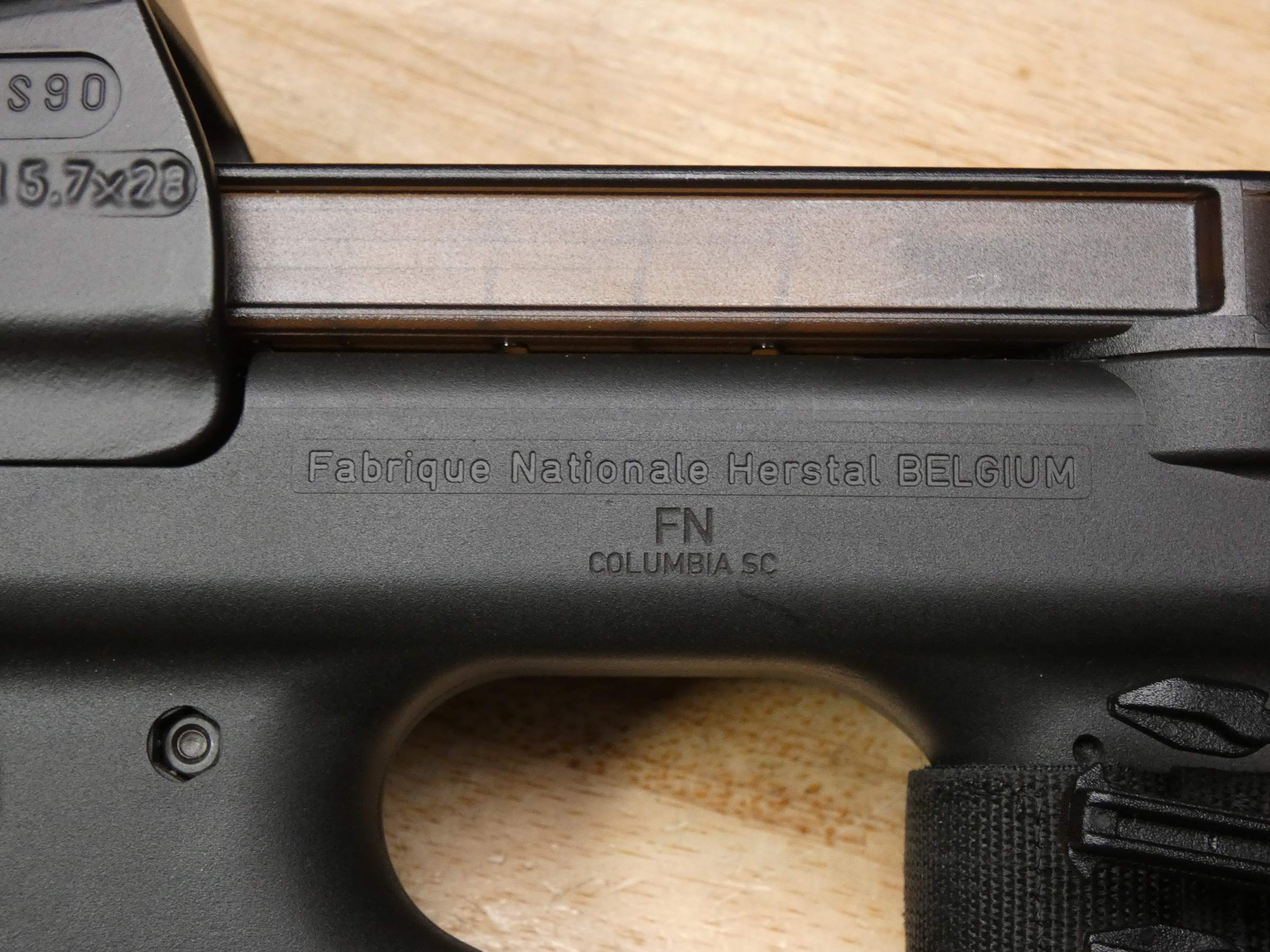 FNH PS90 - 5.7x28mm - FN Herstal P90 - XLNT w/ Vism Soft Case & Sling ...