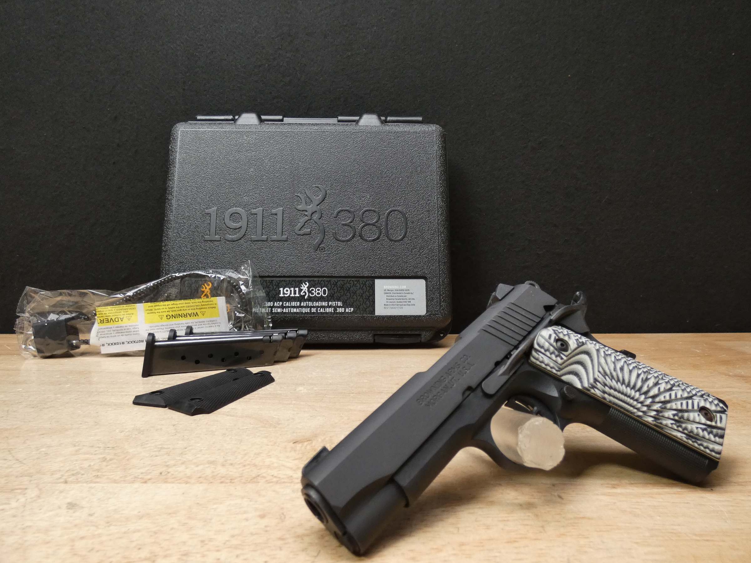 Browning 1911-380 Black Label - .380 ACP - M1911 380 - w/ Mags & G10 ...