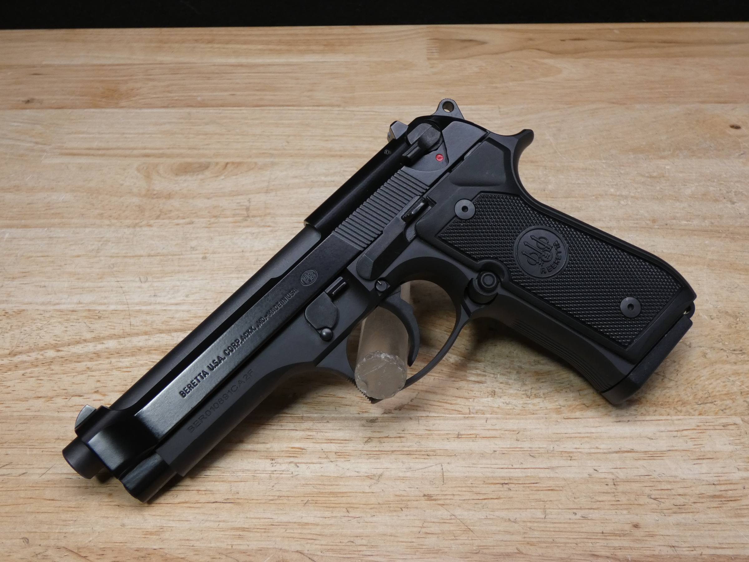 Beretta 92FS - 9mm - MFG 2021 - 92 FS - M9 - Case & 2 Mags - CA ...