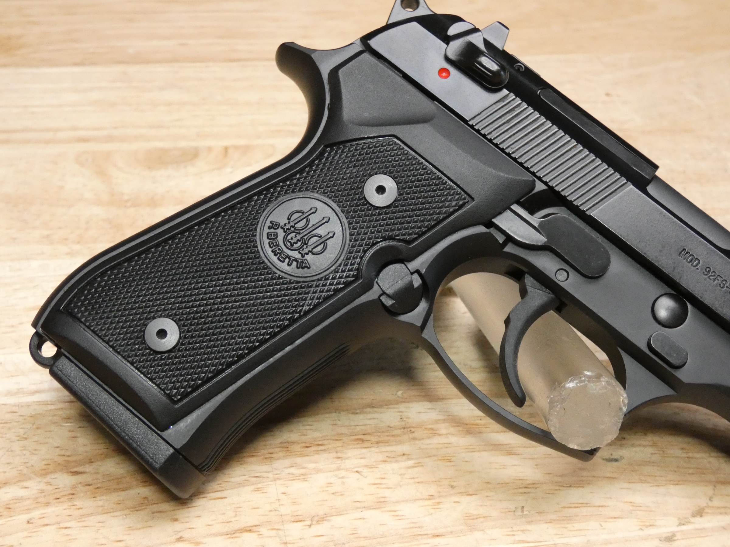 Beretta 92FS - 9mm - MFG 2021 - 92 FS - M9 - Case & 2 Mags - CA ...