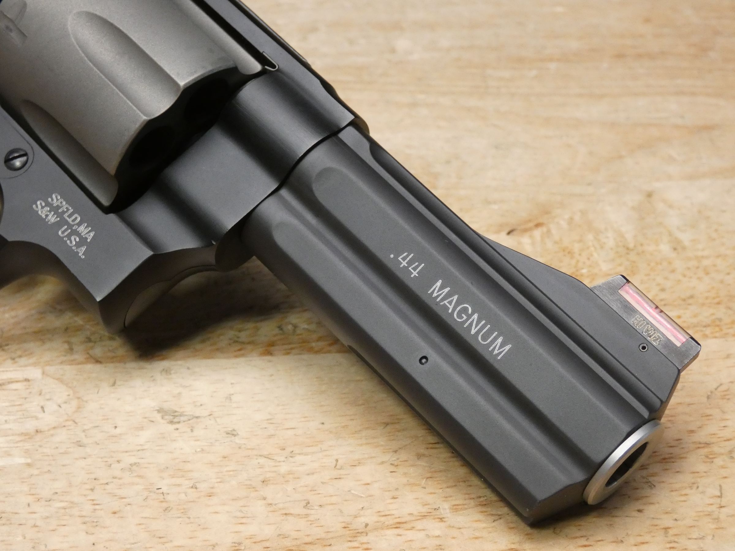 Smith & Wesson 329PD - .44 Mag - S&W 329 PD AirLite - OG Case + MORE ...